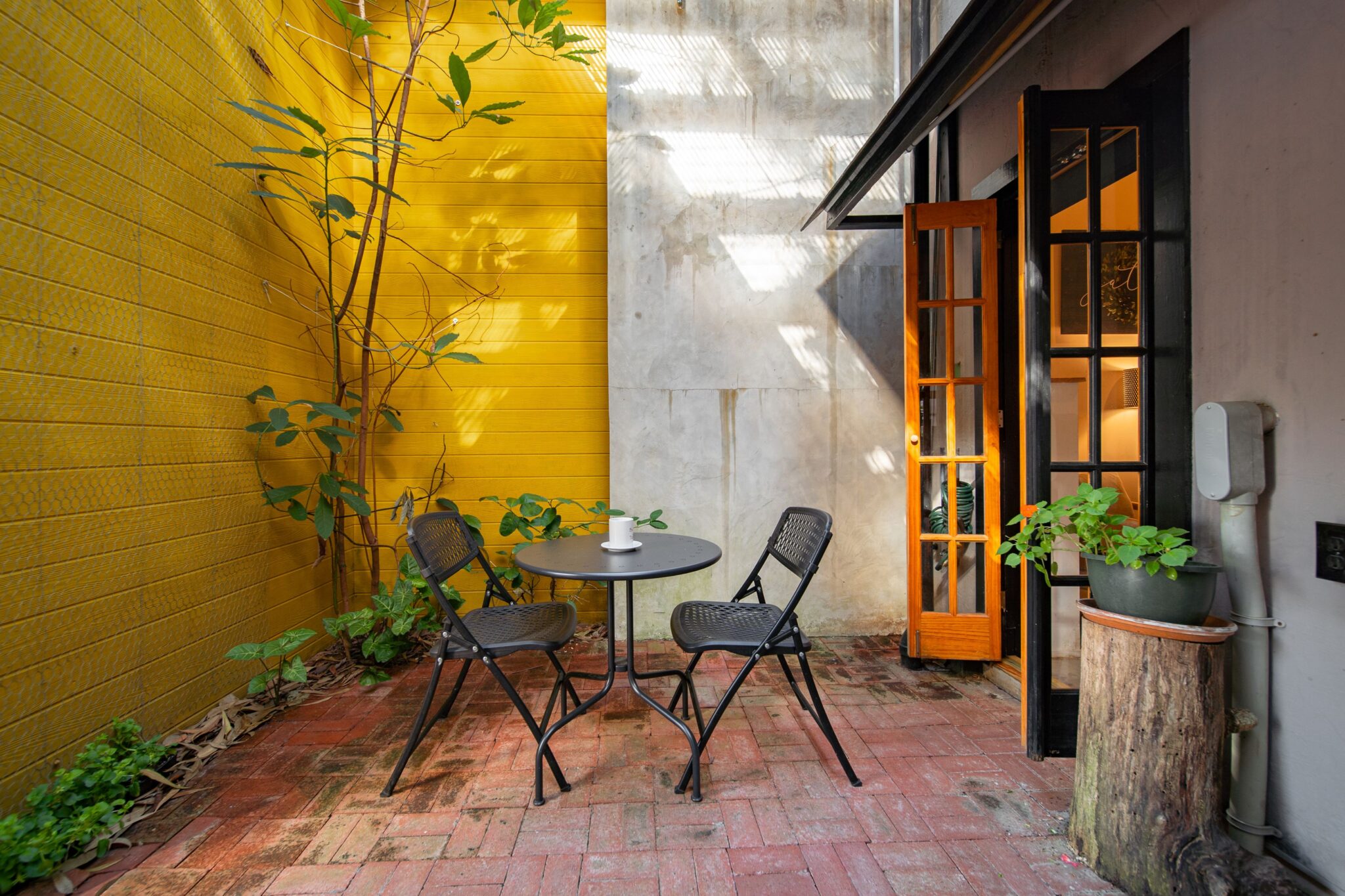 Book and Table Inn – Downtown Valdosta